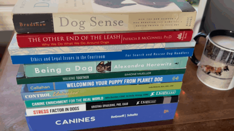 11 Books To Help You Understand Your Dog’s Behavior | Synapse Canine